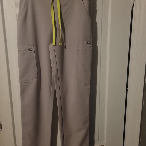Figs | Pants & Jumpsuits | Figs Tan Skinny Pants With Sleek Design ...